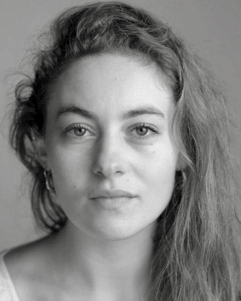 Ruby Ashbourne Serkis - Biography, Height & Life Story - LyricsAndBio