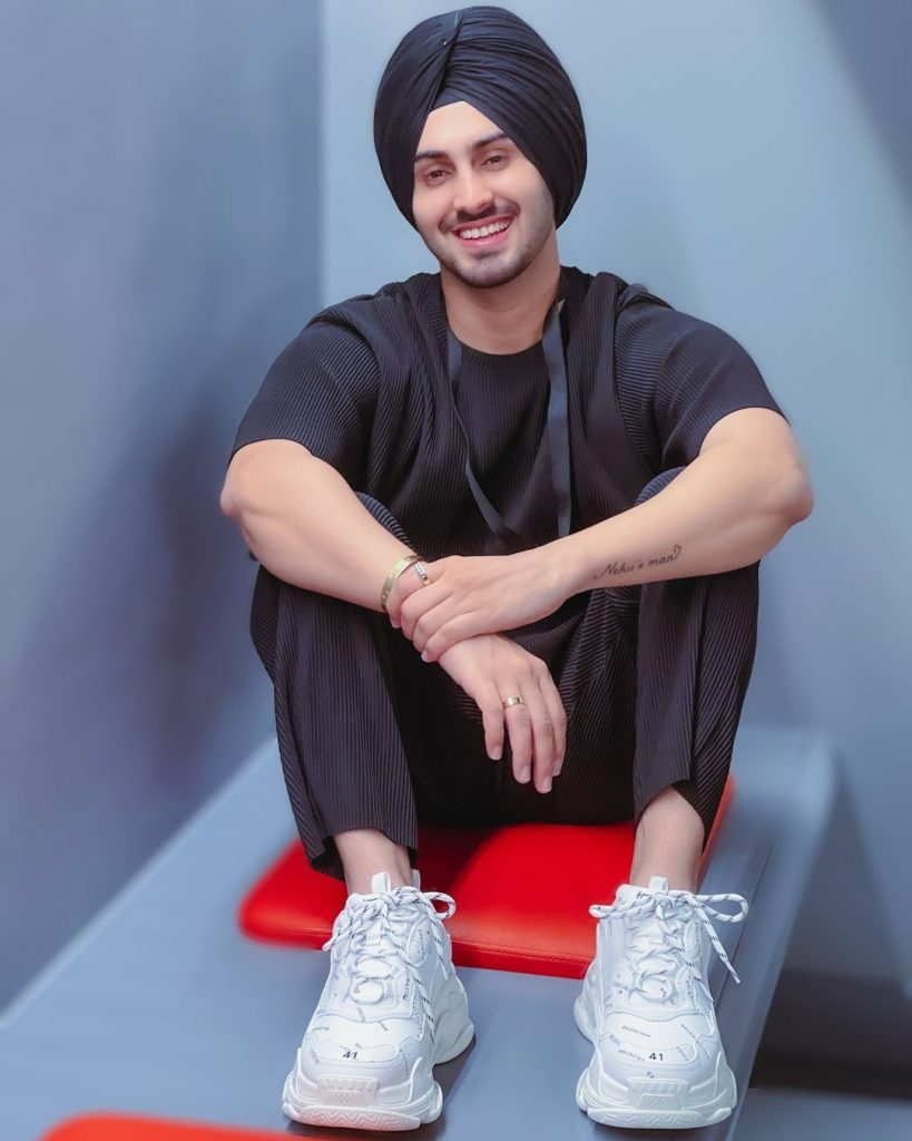 Rohanpreet Singh - Biography, Height & Life Story - LyricsAndBio