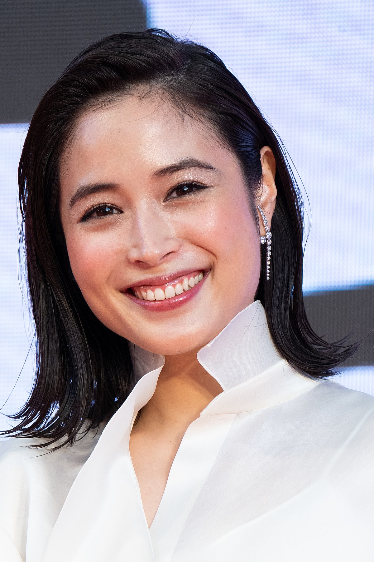 Alice Hirose - Biography, Height & Life Story - LyricsAndBio