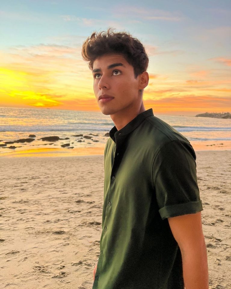 Andrew Davila - Biography, Height & Life Story - LyricsAndBio